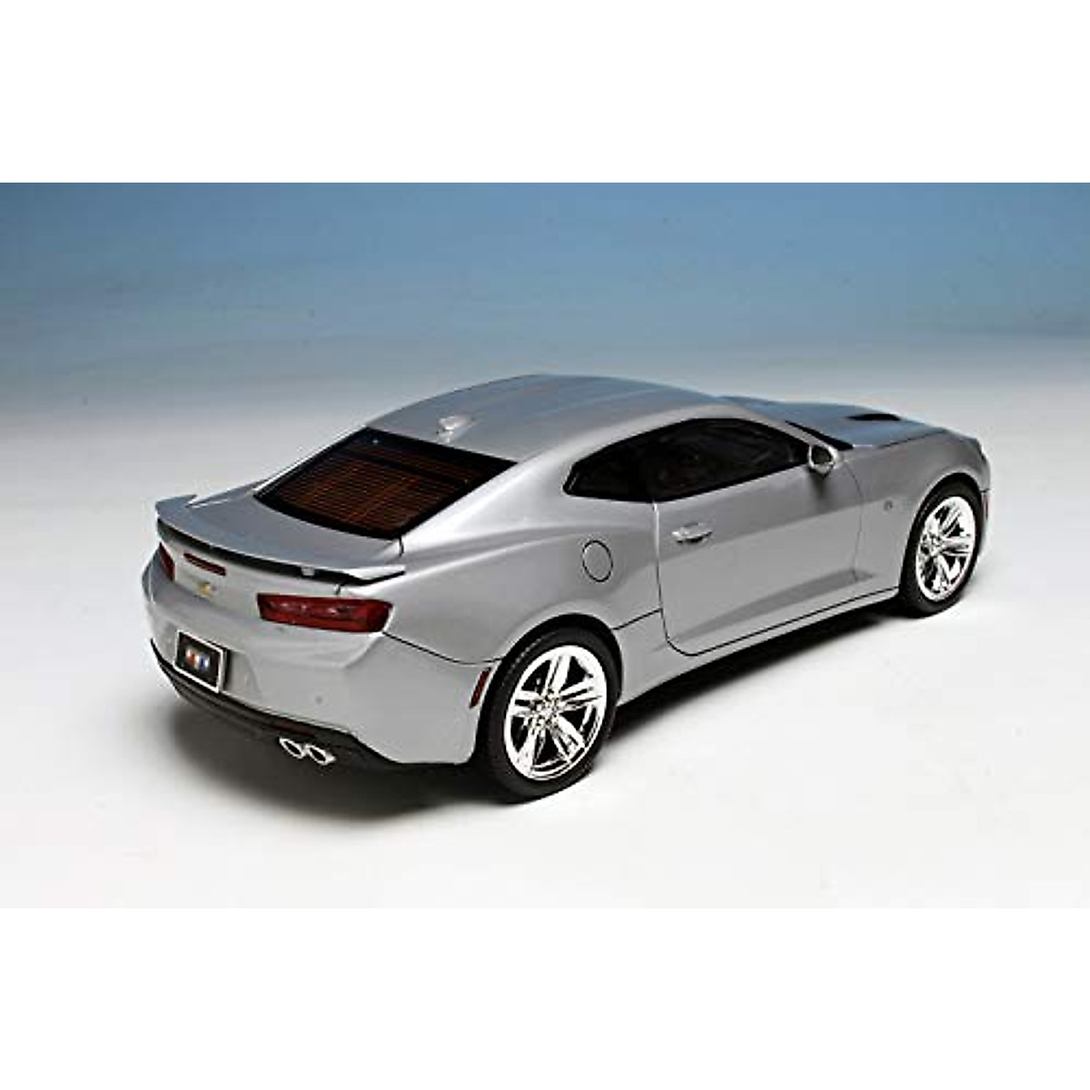 AMT AMT982 1:25 Scale 2016 Chevy Camaro SS Model Kit