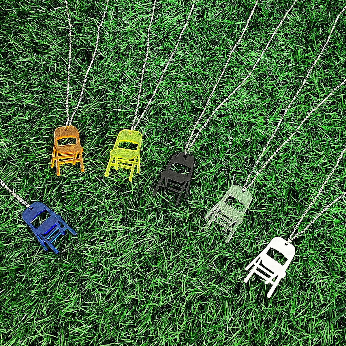 HILOLOA Folding Chair Necklace From Alabama Brawl Battle Of Montgomery Funny Fashion Classic Chair Jewelry for Women-black