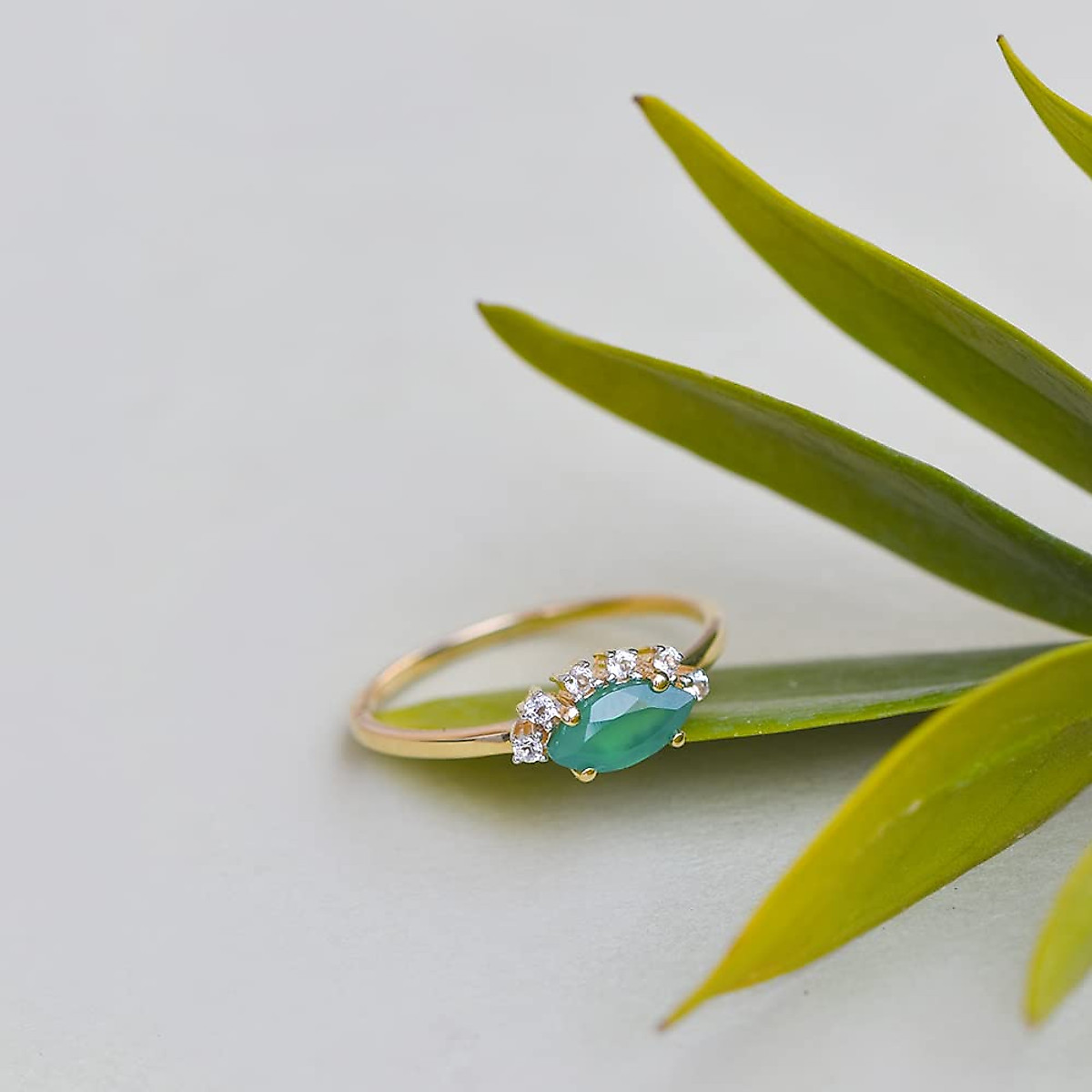 YoTreasure 0.60 ct. t.w. Green Onyx & White Topaz 10kt Yellow Gold Ring