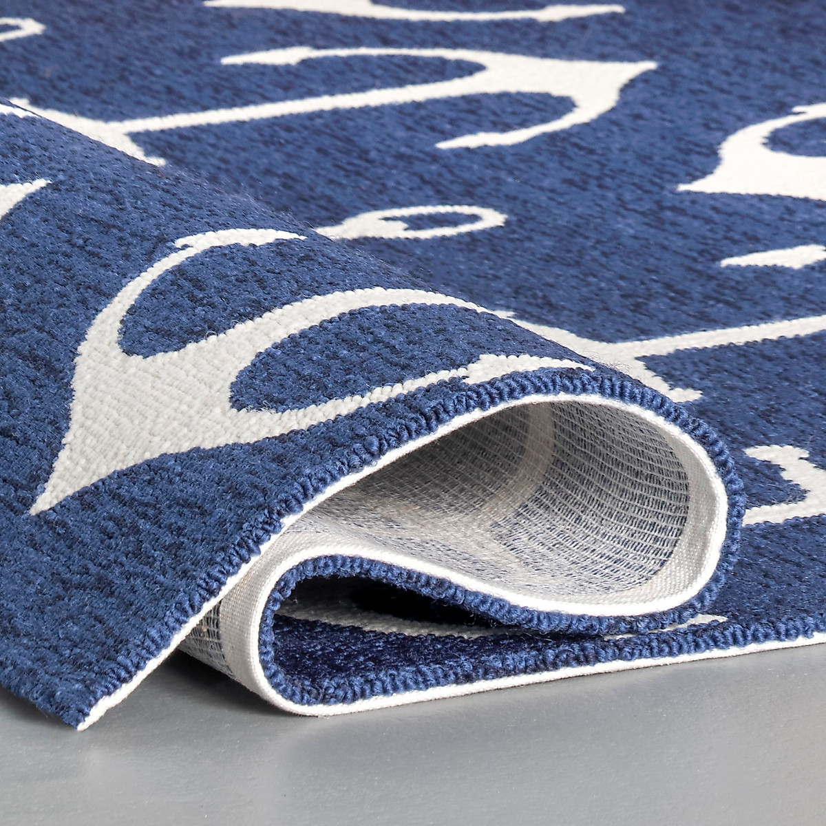 nuLOOM Hand Hooked Despina Indoor/ Outdoor Runner Rug, 2' 6" x 6', Navy