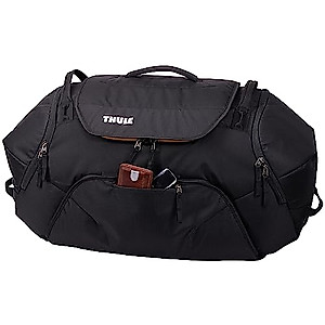 Thule RoundTrip 80L Duffel - Storage compartments to organize and protect gear - Boot bag for ski and snowboard travel - Soft pocket for goggles and helmet - Dry bag included