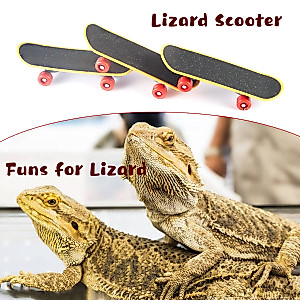 Vehomy Bearded Dragon Accessories Small Engineer Hat for Bearded Dragon Lizard Construction Helmet Hats and Mini Scooter for Hamster Lizard Parrot Reptile Small Animals 3Pcs