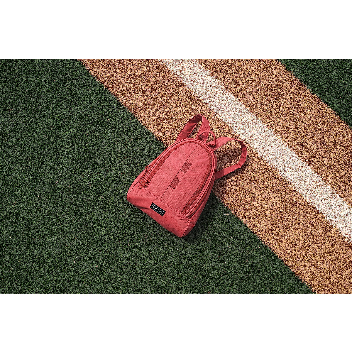 Dakine Cosmo 6.5 Liter - Black