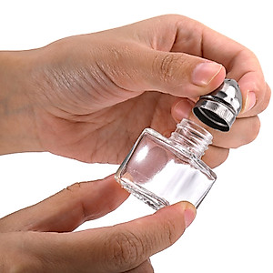 ZEAYEA Set of 24 Small Salt and Pepper Shakers, 0.5 oz Mini Glass Seasoning Jars with Funnel, Glass Cube Body Spice Shakers for Wedding, Party, Restaurant, Home Kitchen Supplies