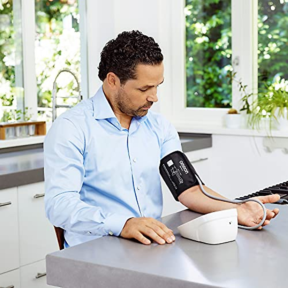 Omron (cm 2 Medium Blood Pressure Monitor Cuff (22-32 cm)