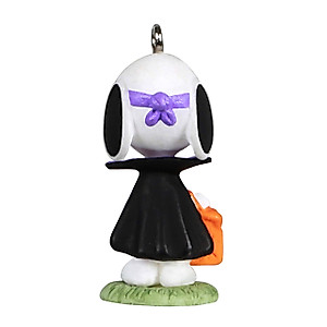 Hallmark Keepsake Halloween Ornament 2020, Mini Peanuts Vampire Snoopy, 1.15" (0899QFO5254)