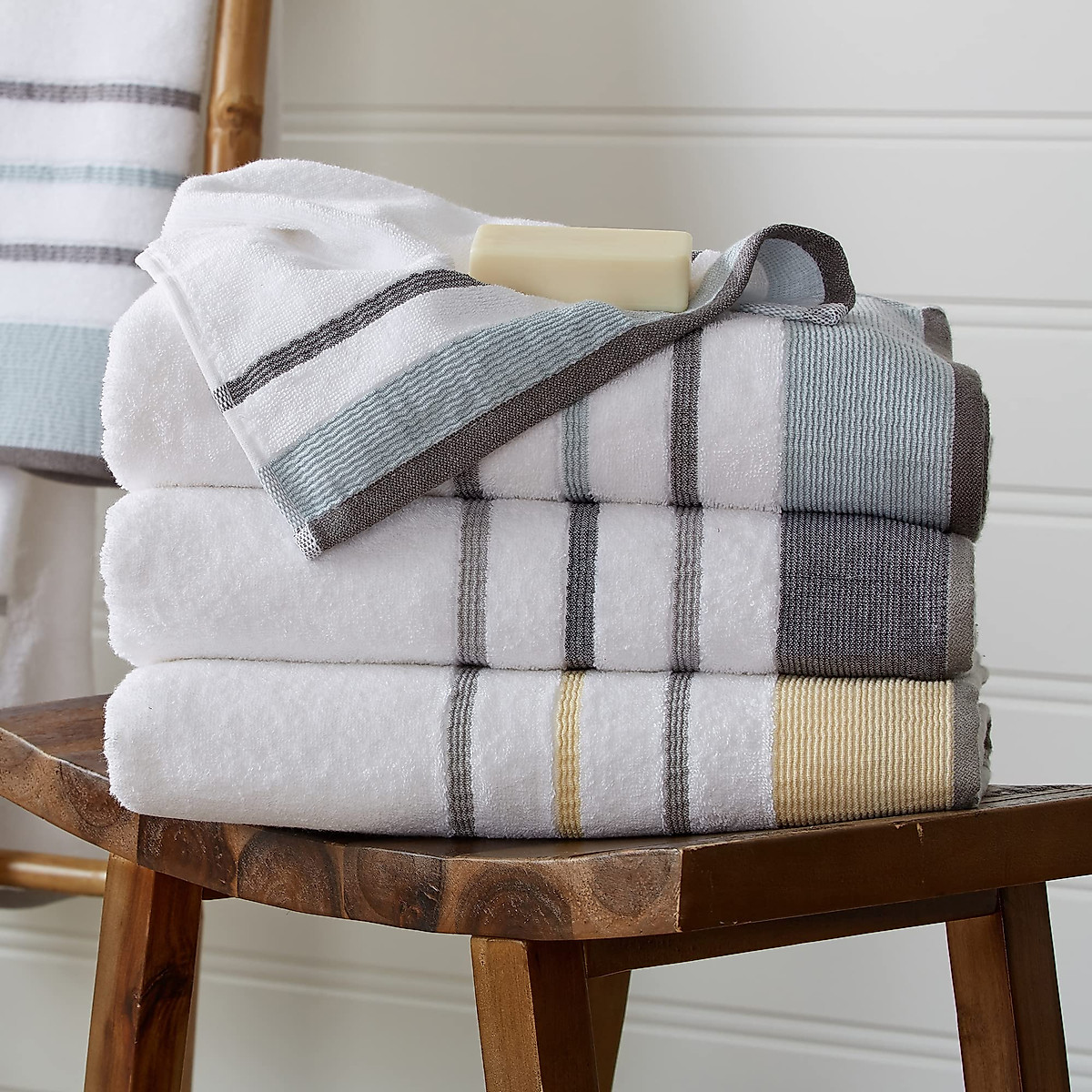 Great Bay Home, Towel, Cotton (16 x 30 inches) Oversized Decorative Luxury Hand Towels. Noelle Collection, Set of 4, Glacier Grey/Cappuccino