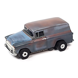Auto World Thunderjet 1957 Chevrolet Suburban (Rusted) HO Scale Slot Car