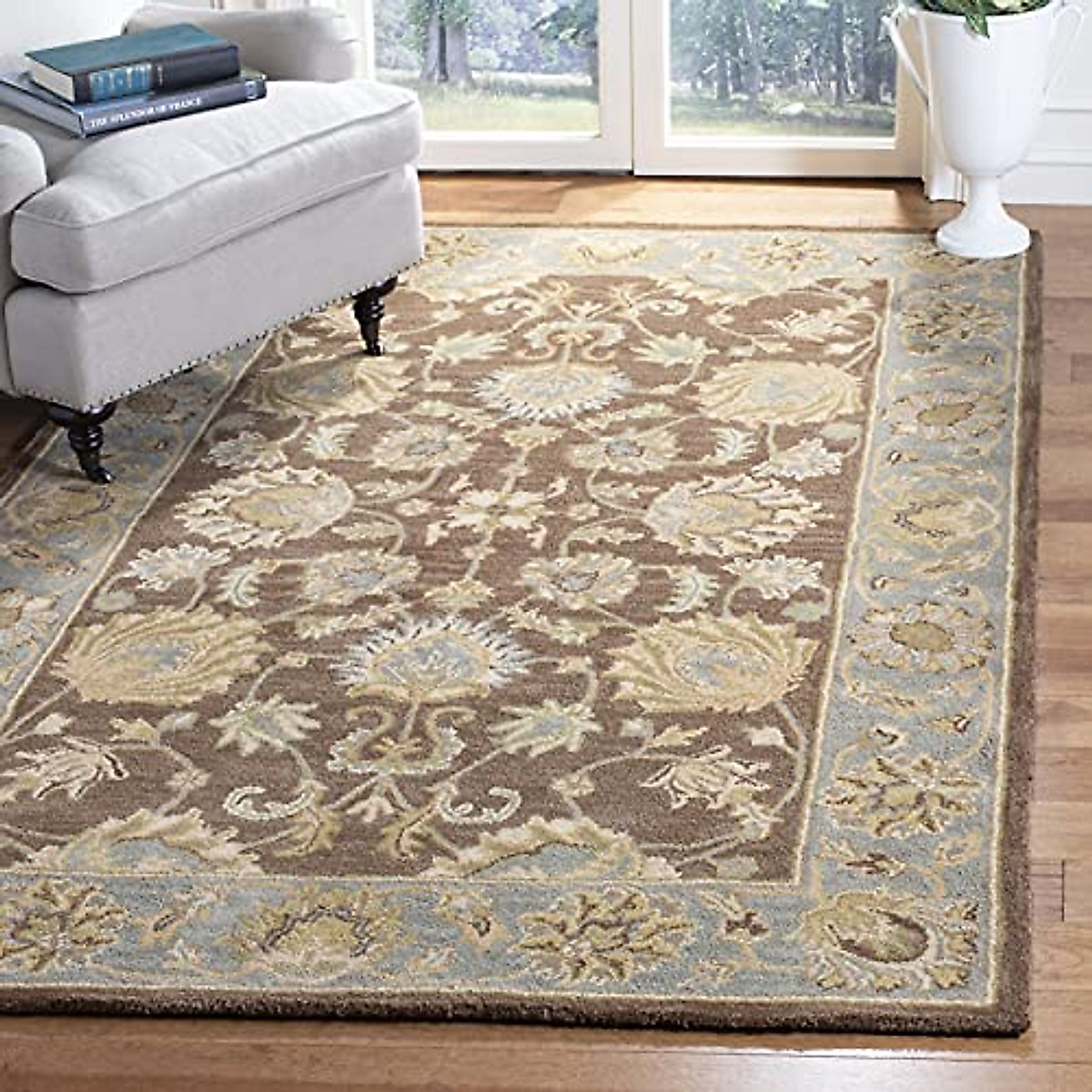 SAFAVIEH Heritage Collection 7'6" x 9'6" Brown / Blue HG343J Handmade Traditional Oriental Premium Wool Area Rug