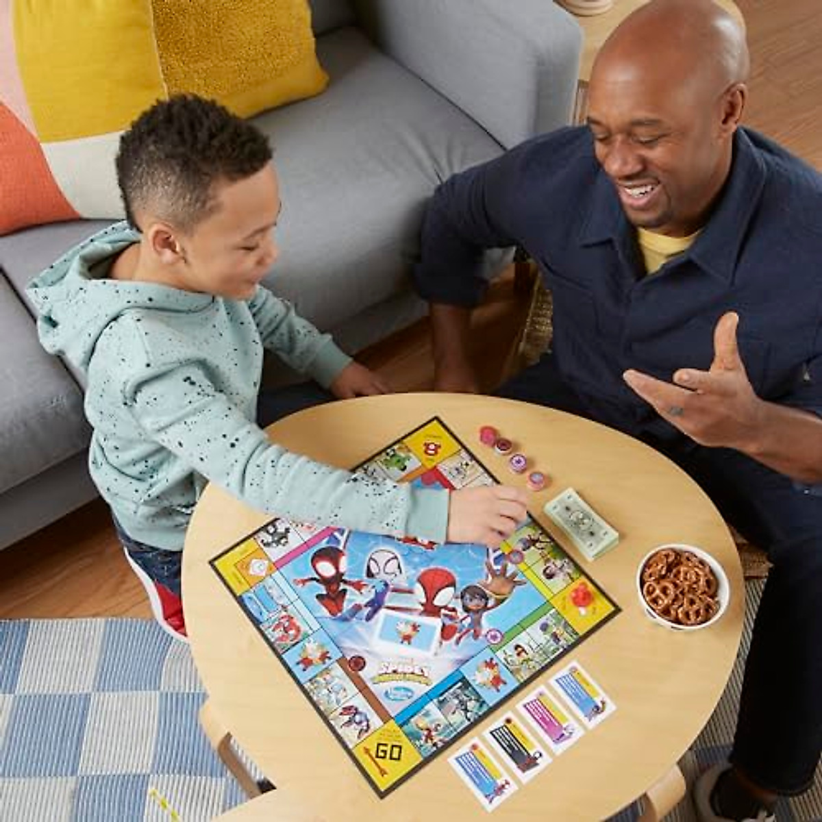 Hasbro Gaming Monopoly Junior: Marvel Spidey and His Amazing Friends Edition Board Game for Kids Ages 5+,with Artwork from The Animated Series,Kids Board Games