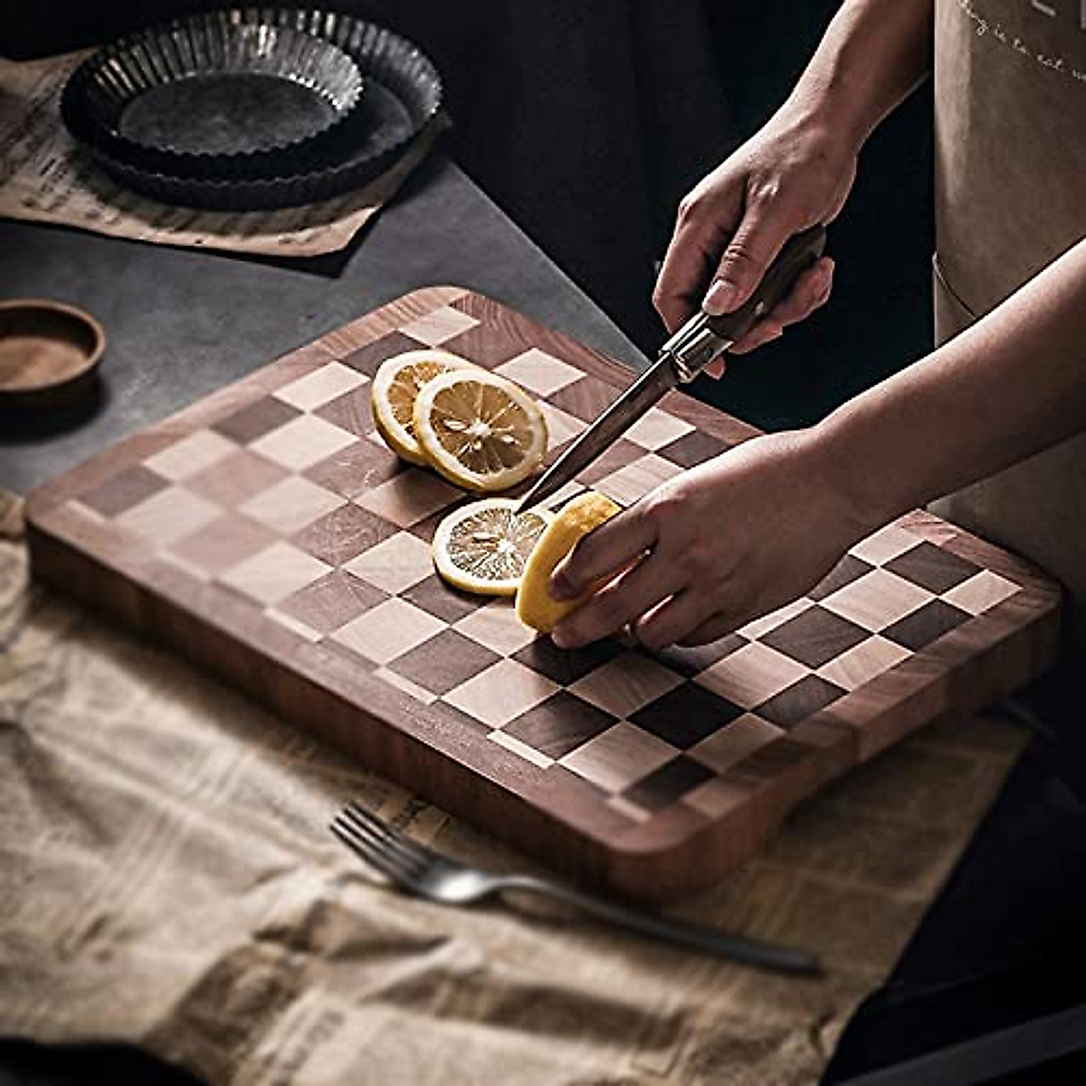 MMOOCO Chopping Board, Creative Chessboard Cutting Board Wood Chopping Block Moist-Proof Kitchen Board