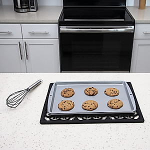 gasaré, Extra Large, Thick, Silicone Trivet for Hot Pots, Pans, Dishes, and Bakeware, Hot Pads, Hot Plates, for Kitchen Quartz Countertops, Dishwasher Safe, 16 x 12 x 3/8 Inches, Black