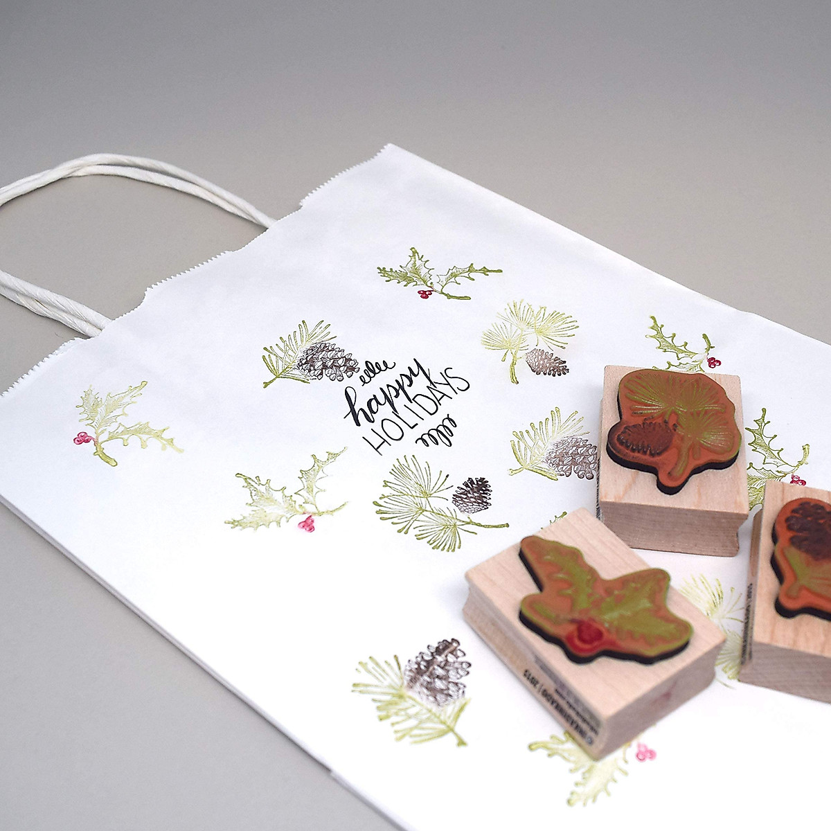 Prime Line Packaging White Kraft Paper Gift Bags with Handles for Small Business, Boutiques, Retail, Shopping, Birthdays, Favors, Bulk, 8x4x10 50 Pack