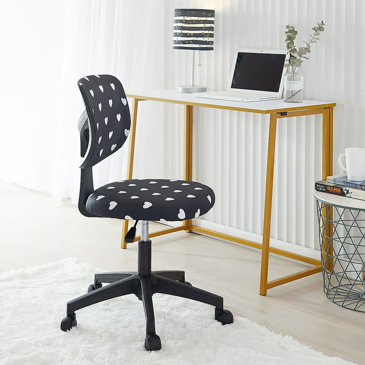 Urban Lifestyle Black and White Hearts Swivel Office Chair