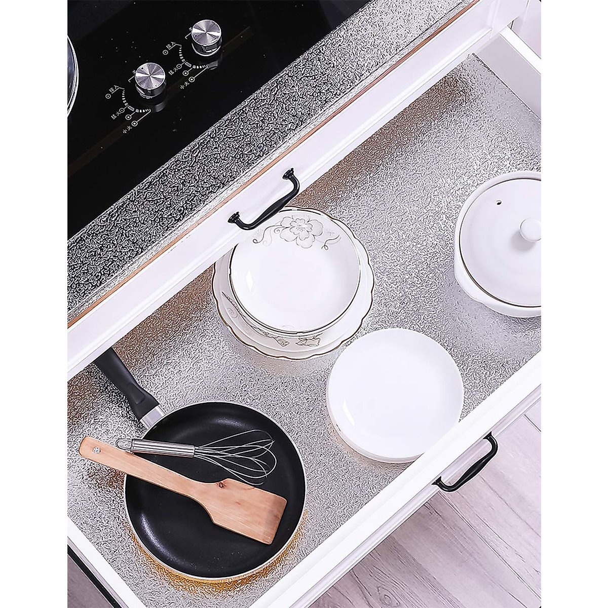 Self Adhesive Vinyl Aluminum Foil Contact Paper for Kitchen Countertop Backsplash Wall Oil-proof Heat Resistant Waterpoof Stove Cupboard Cabinets Shelf Drawer Liner Sticker Wall Paper 15.7x78.7 Inches