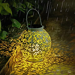 Solar Lanterns Outdoor Waterproof, 2 Pack Solar Garden Lights Outdoor Solar Hanging Lanterns, Solar Patio Lanterns Decorative Retro Metal Solar Lights for Patio Yard Pathway Walkway Party (Blue)