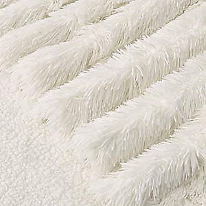 junovo Super Soft Shaggy Longfur Faux Fur Blanket, Fuzzy Throw Blanket for Bed, Fluffy Cozy Plush Light Blanket, Washable Warm Furry Throw Blanket for Couch Sofa Chair Home Decor, 50"x60" Cream White