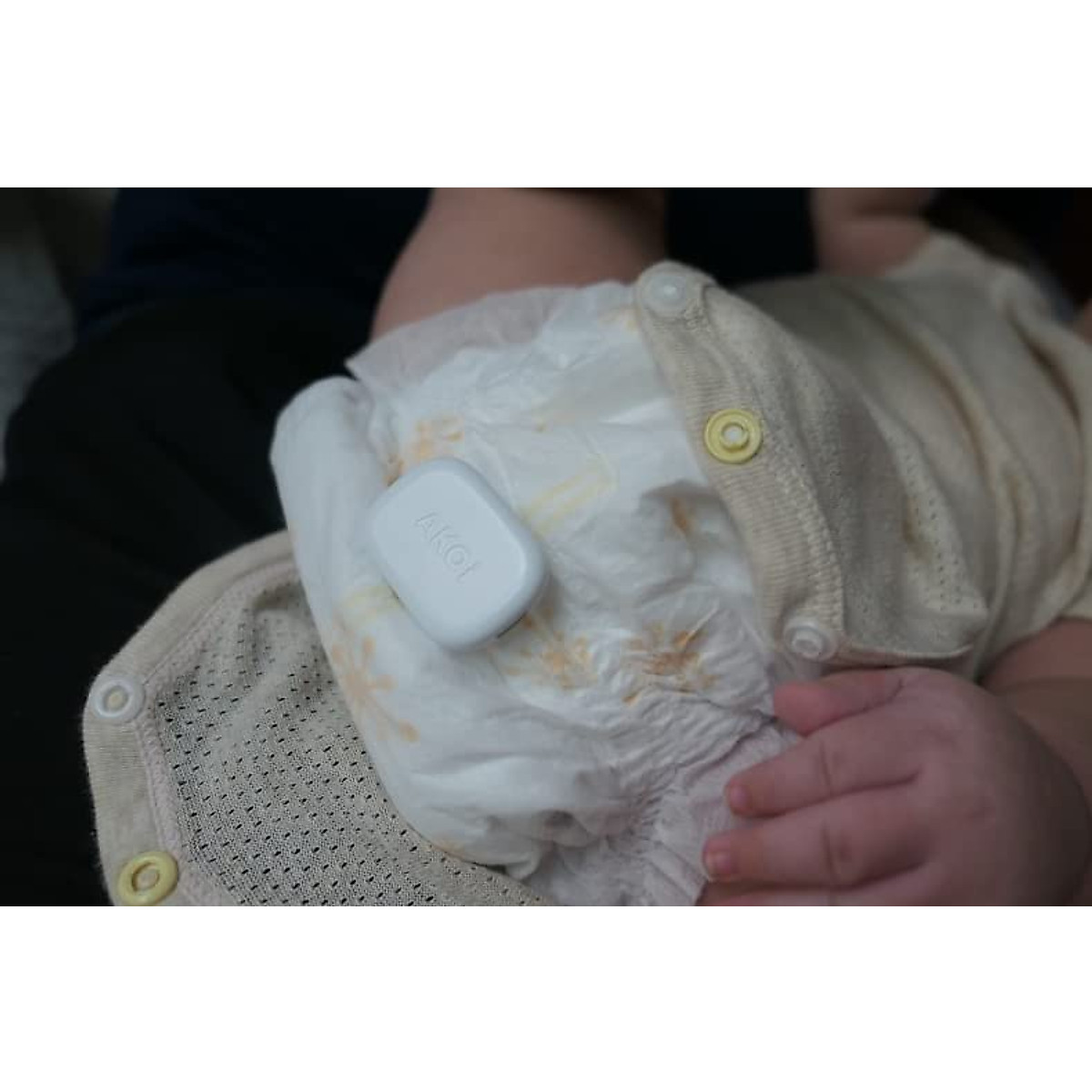 AKOi Heart Real Time Baby Care Alarm System, Baby Monitoring Sensor, Breathing Monitor, Rollover Monitor, Diaper Monitor