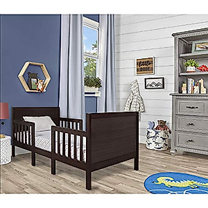 Dream On Me Hudson 3 In 1 Convertible Toddler Bed In Espresso, Greenguard Gold Certified, JPMA Certified, Non Toxic Finishes, Made of Sustainable New Zealand Pinewood