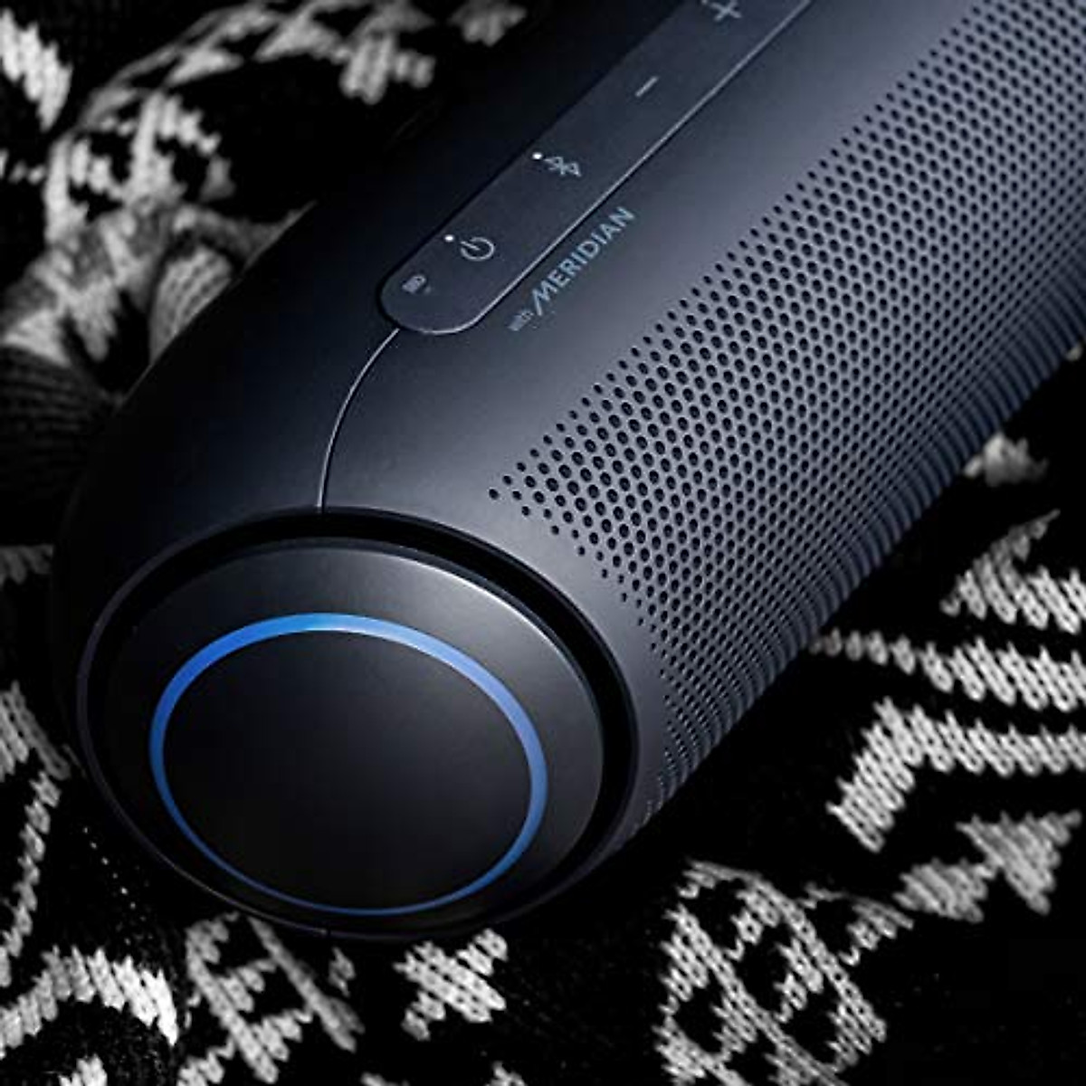 LG XBOOM Go Portable Bluetooth Speaker PL5 - LED Lighting and up to 18-Hour Battery