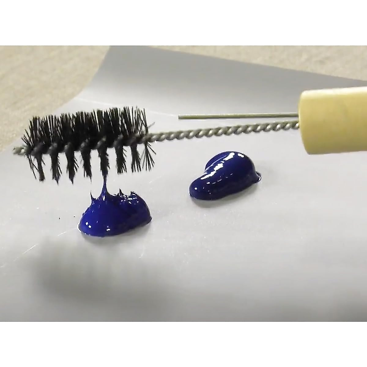 Creative Mark Spatter Wonder Speckle Brush - Easy-to-Use Speckle Galaxy Effect Brush, Mess-Free Design, Paint Pouring Tools - Ideal for Artists Using Acrylic and Oil Paint