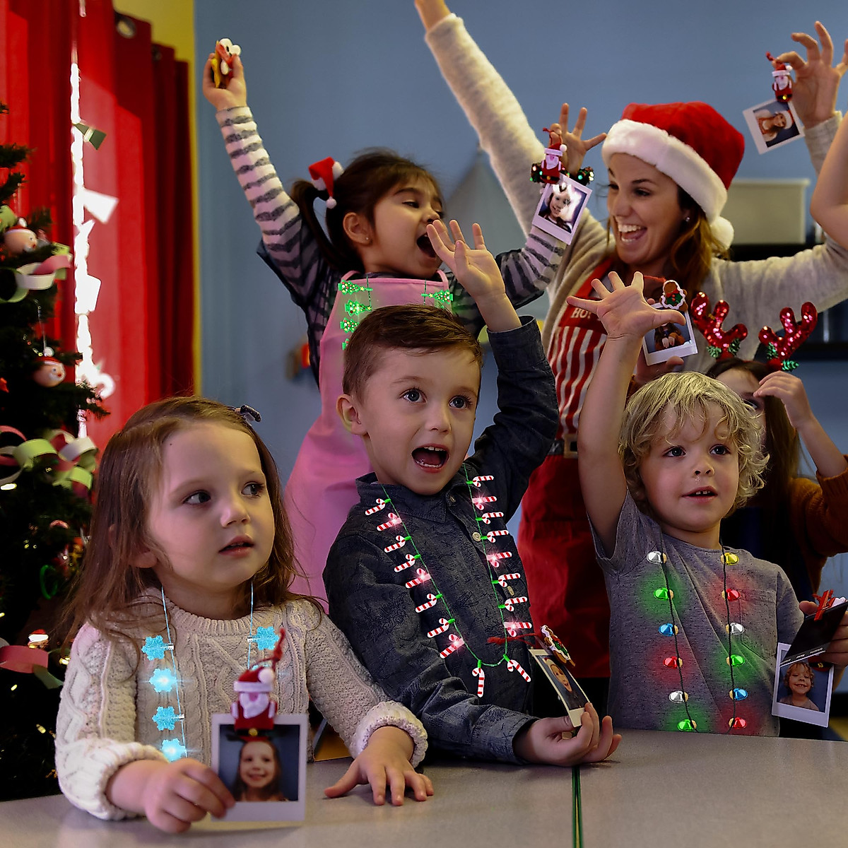 Light up Christmas Necklace, 4PCS Christmas Necklace Glow Party Accessories, Flashing Candy Cane Xmas Tree Snowflake Bell 4 Kinds of Necklaces, Christmas Necklaces for Ugly Xmas New Year Party Favors