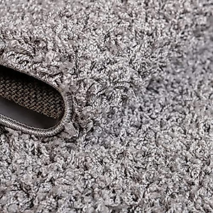 Unique Loom Solid Shag Collection Area Rug (6' 1" x 9' Rectangle, Cloud Gray)