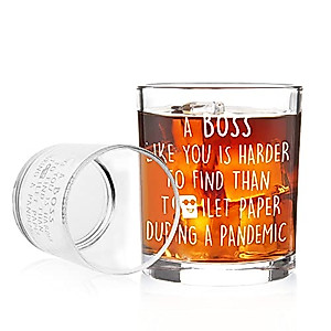 Futtumy Bosses Day Gift for Men, A Boss Like You Is Harder to Find Whiskey Glass, Funny Boss Gift Going Away Gift Farewell Gift Office Gift for Men Best Boss Manger Leader, Boss Rock Glass 10 oz