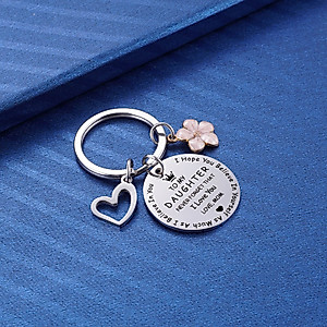to My Daughter Keychain Gifts, Inspirational Graduation for Daughters from Mom, Sweet 16 18th 21st Birthday I Love You Keychain for Teen Girls