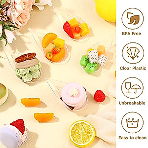 500 Pcs 4 Inch Appetizer Spoons Tear Drop Mini Appetizer Plates Plastic Catering Supplies Disposable Appetizer Tasting Spoons Asian Spoon for Desserts and Appetizers Sample Serving Party(Clear)