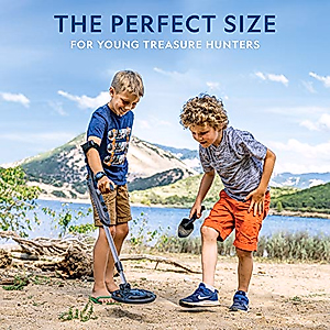 NATIONAL GEOGRAPHIC Junior Metal Detector - Adjustable Metal Detector for Kids with 7.5" Waterproof Dual Coil, Lightweight Design Great for Treasure Hunting Beginners