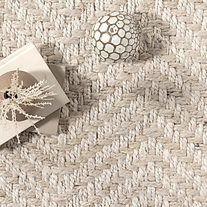 nuLOOM Lisandra Casual Chevron Jute Area Rug, 6x9, Off-white