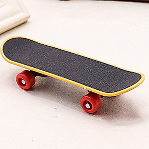 Shuohu Durable Mini Skateboard Parrot Bird Cage Toy Chew Training Ornaments Xmas Gifts for Pets Yellow