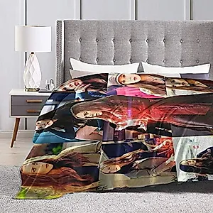 Elizabeth Olsen Wanda Maximoff Soft and Comfortable Wool Fleece Throw Blankets Yoga Blanket Beach Blanket Suitable for Home and Tourist Camping
