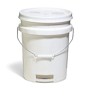 PIG Home Solutions 5 Gallon Bucket - Open-Head Pail with Built-in Handle - Snap-On Lid with Gasket - PM50363