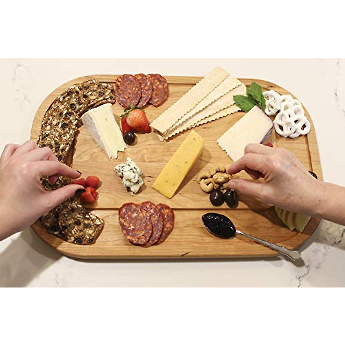Walnut Hollow Solid Cherry Serving & Charcuterie Board for Entertaining, Weddings, and Gifts (42385)
