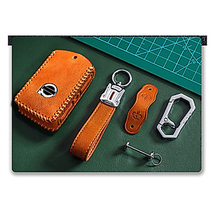 SANRILY Cowhide Leather Key Fob Cover for Volvo XC90 2017 2018 2019 XC60 S90 V90 Key Fob Keyless Full Protection Smart Key Case with Keychain Green
