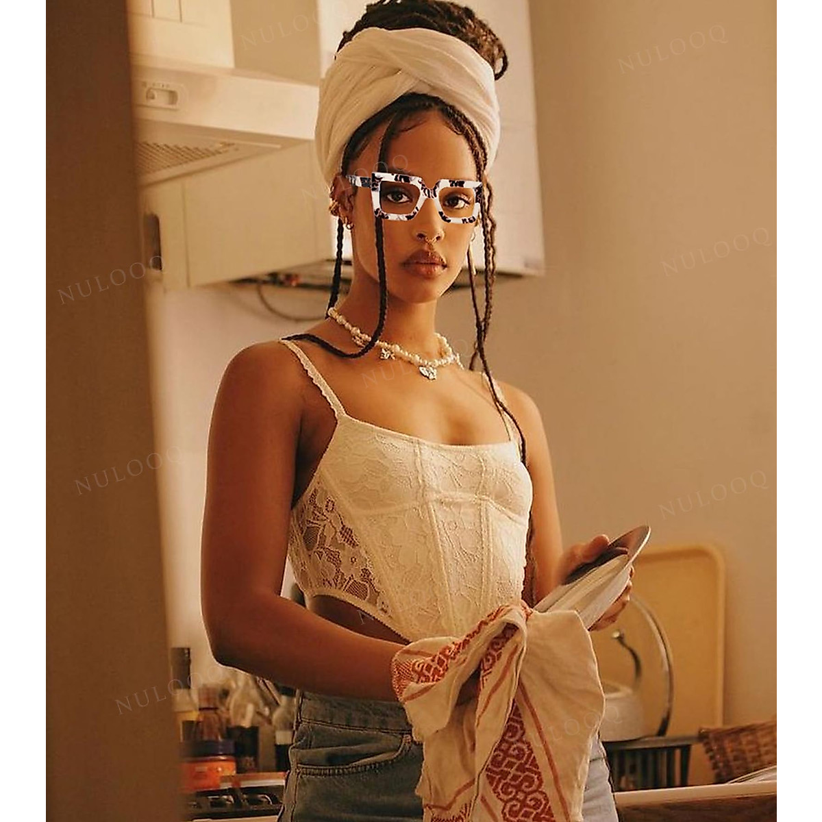 NULOOQ Blue Light Glasses for Women – Stylish Thick Square Oversized Computer Eyewear Non-Prescription Glasses (Tortoiseshell)