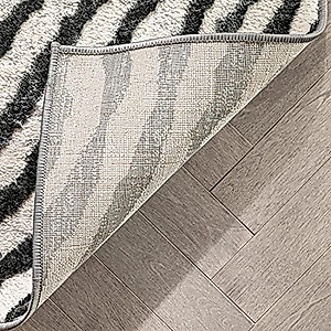 Well Woven Basma Grey Abstract Geometric Soft High-Lo Pile Area Rug 5x7 (5'3" x 7'3")