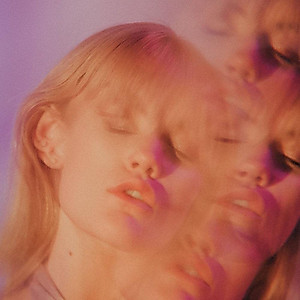 KOGJAERS Lens Prism 79mm Handheld Kaleidoscope Lens Filter Fractal Photography for Photography Creation Repeating Themes - Perfect Photographer Gift