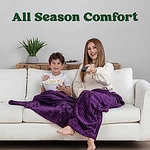 GO Fleece Blanket Purple Throw Blanket King Size - 270GSM Warm Comfy, Super Soft & Plush Throw for Bed, Couch, Sofa – Fluffy Lightweight Cozy Fuzzy Blankets for Women, Men, Kids (90”X108”)