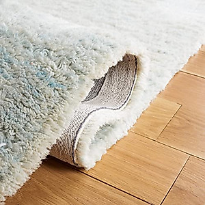 Safavieh Casablanca Shag Collection 6' x 9' Light Blue CSB702M Handmade Wool Area Rug