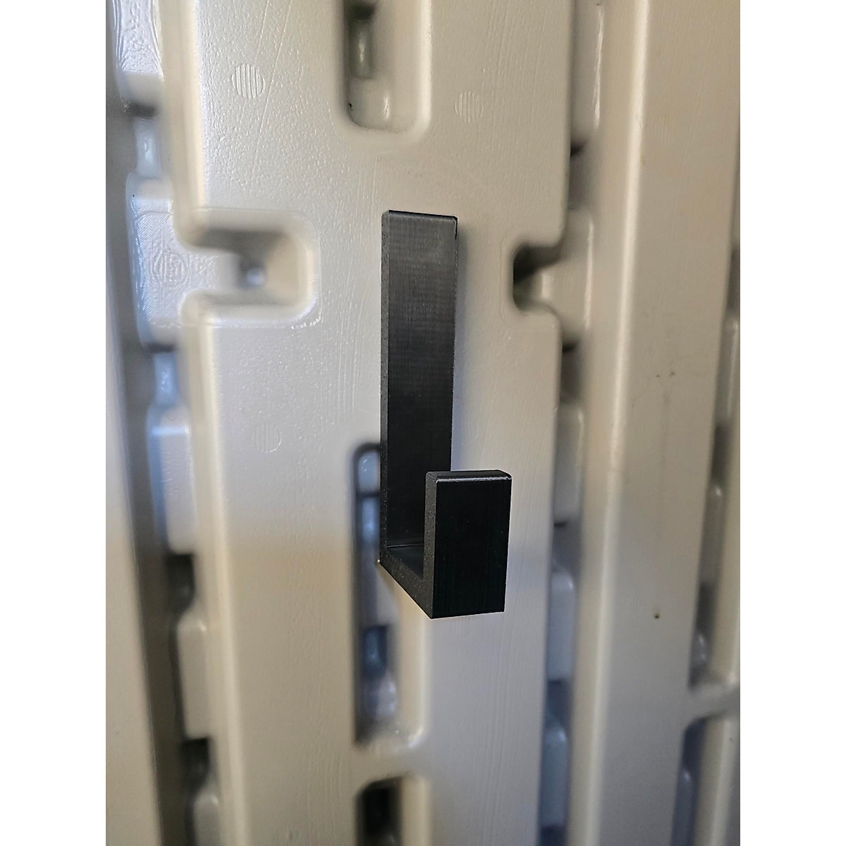 Storage Shed Hooks for Suncast Storage Shed Shelves Accessories, Compatible with Suncast/Craftsman Storage Shed Accessories 1(PCS)