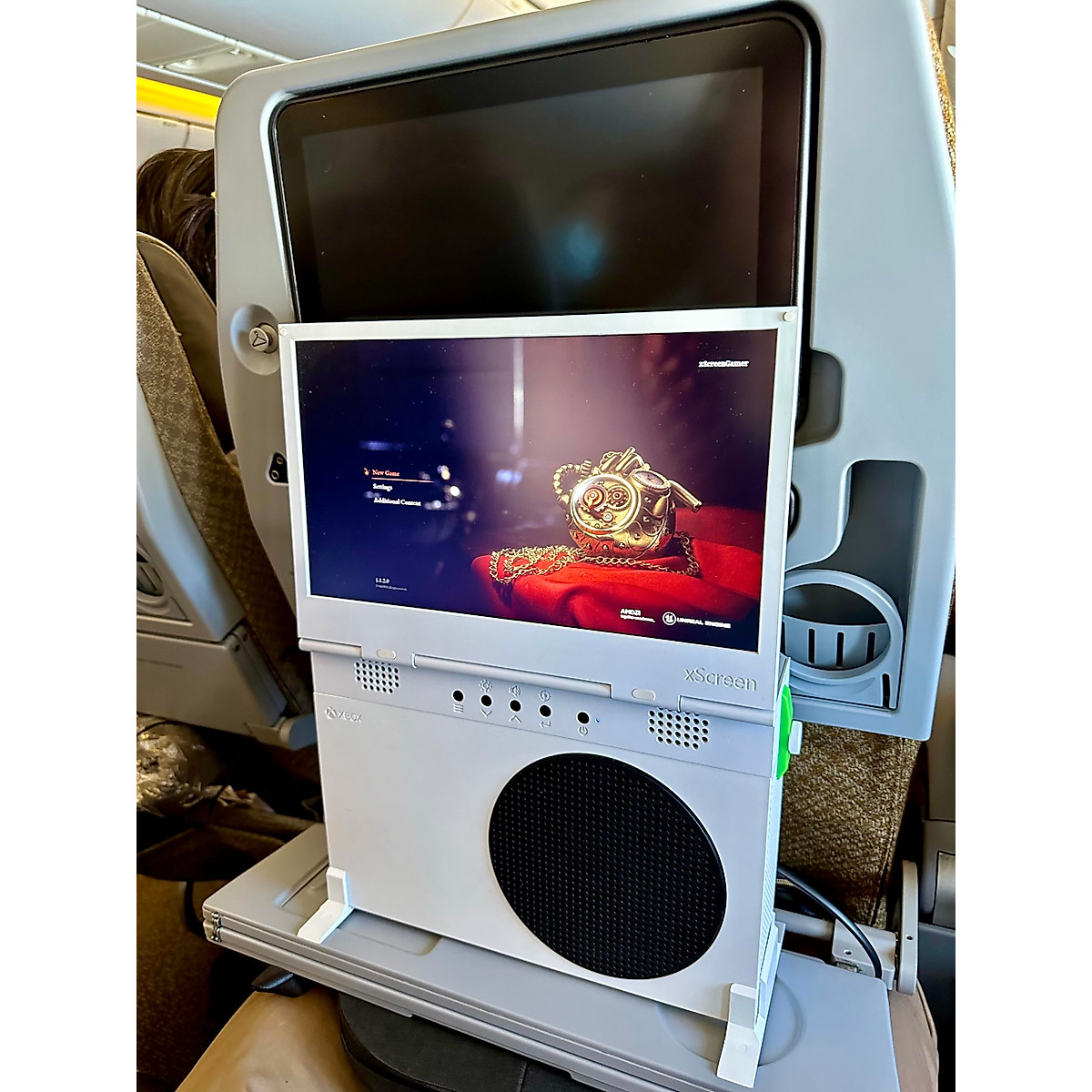 UPspec Gaming xScreen Stand - Designed for Xbox - Ideal Compatible Feet Designed for an xScreen Attached to an Xbox Series S to go Vertical. (White)