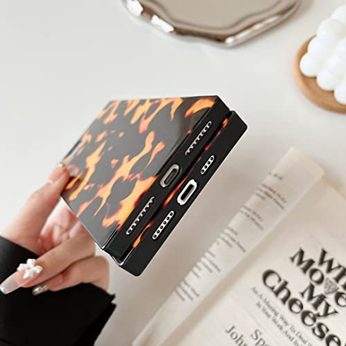 Cocomii Square iPhone 13 Case - Slim, Glossy, Black & Amber, Classic Tortoiseshell, Anti-Scratch, Shockproof - Compatible with iPhone 13 (Tortoise)