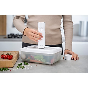 ZWILLING Fresh & Save Medium Vacuum Sealer Container, Airtight Food Storage Container, Meal Prep Container, BPA-Free, Grey