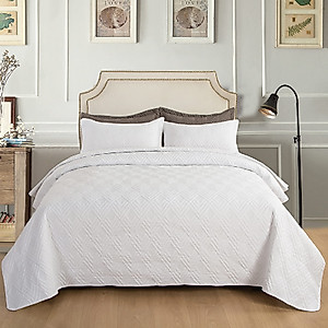 Hygge Hush Summer Quilt Set, Twin Size Pure White L Pattern 2 Pieces Oversized Modern Style Bedspread Set for All Season (1 Quilt & 1 Pillow Shams)