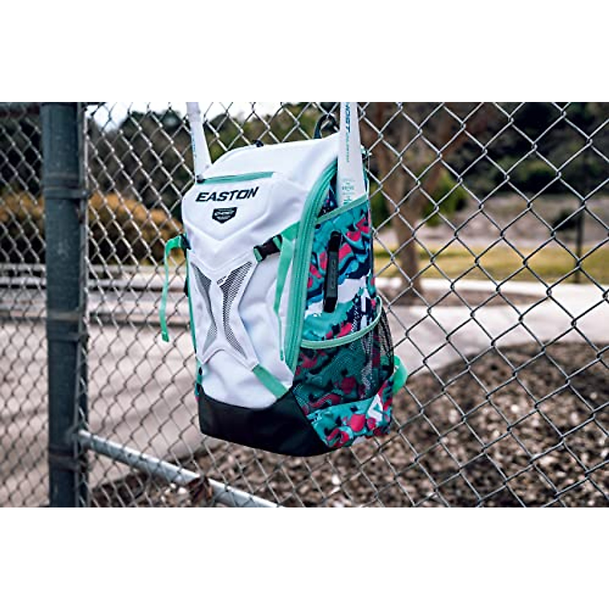Easton Ghost NX Fastpitch Softball Bat & Equipment Backpack Bag | Graffiti