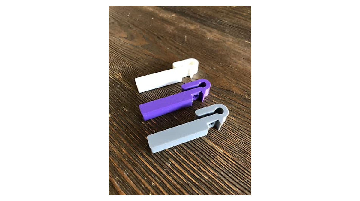 Detolf Shelf Clips - Adjust Your Display Shelf Height