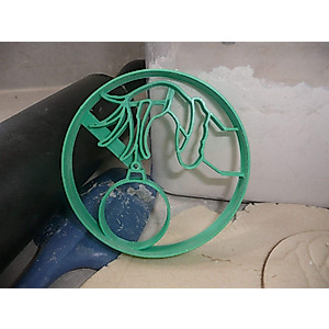 THE GRINCH HAND HOLDING CHRISTMAS ORNAMENT HOLIDAY COOKIE CUTTER MADE IN USA PR4106